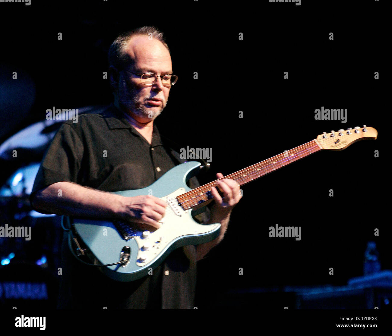 Walter becker steely dan hi-res stock photography and images - Alamy