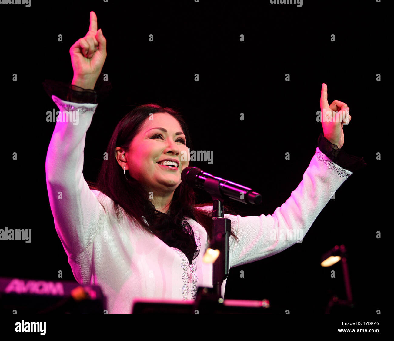 Ana gabriel singer hi-res stock photography and images - Alamy