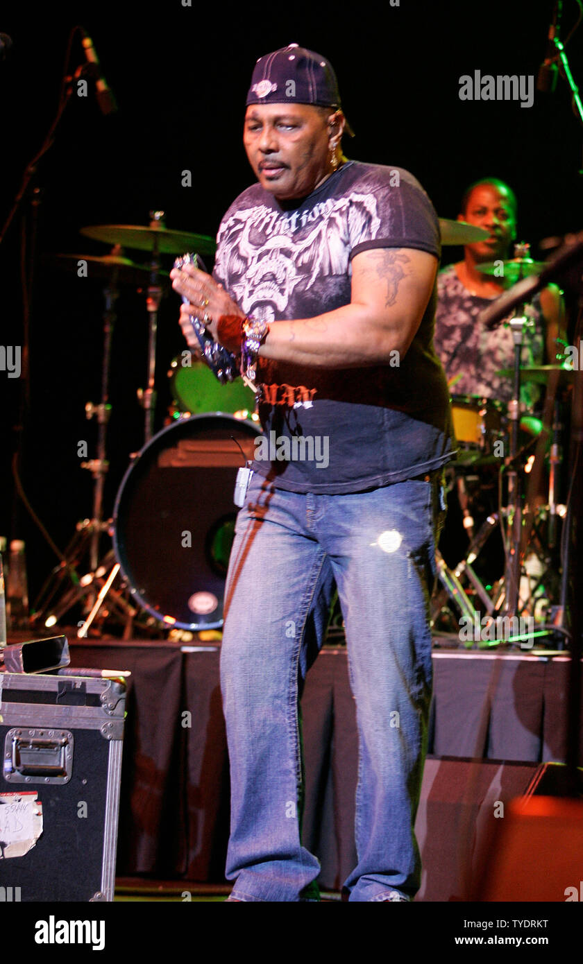 Aaron Neville with the Neville Brothers performs at the Seminole Hard ...