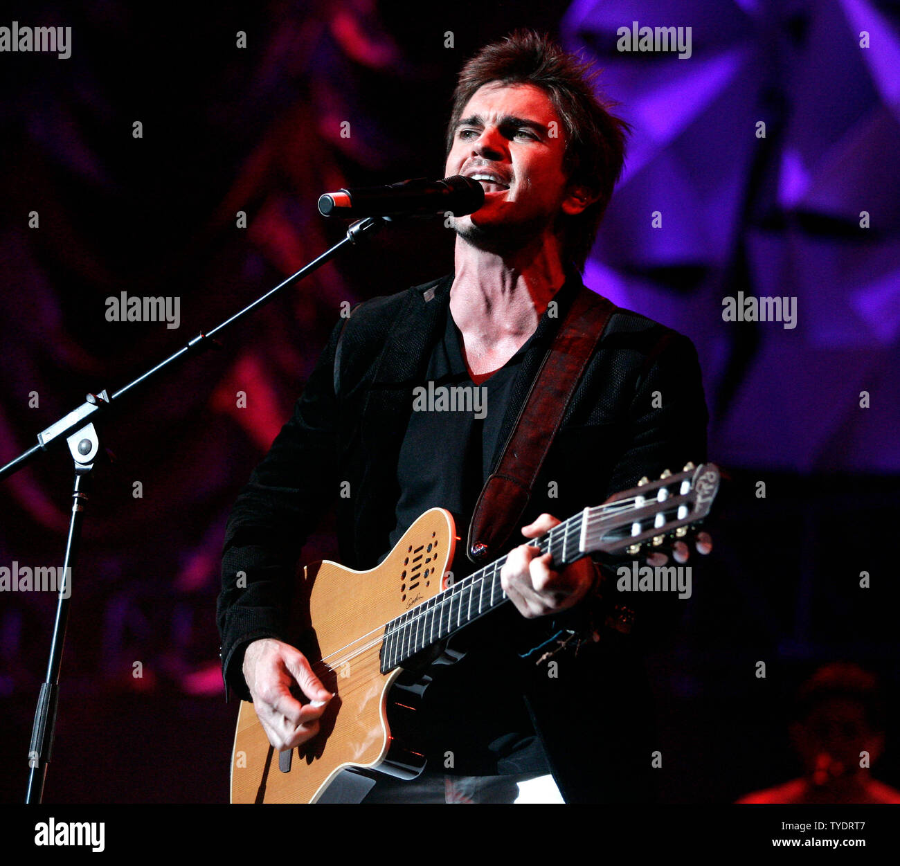 Juanes performs in concert at the Amor a la Musica show at the American ...