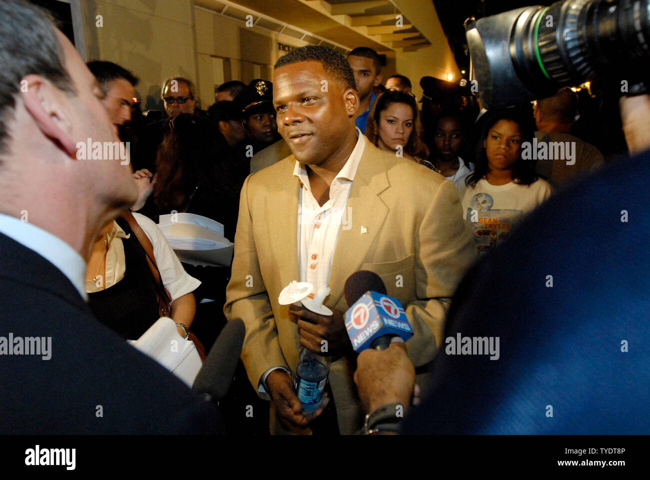 Pedro Taylor, father of slain Washington Redskins football player Sean ...