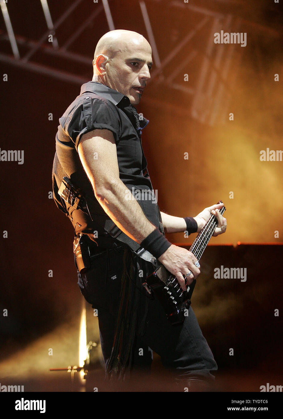 Soda stereo, zeta hi-res stock photography and images - Alamy