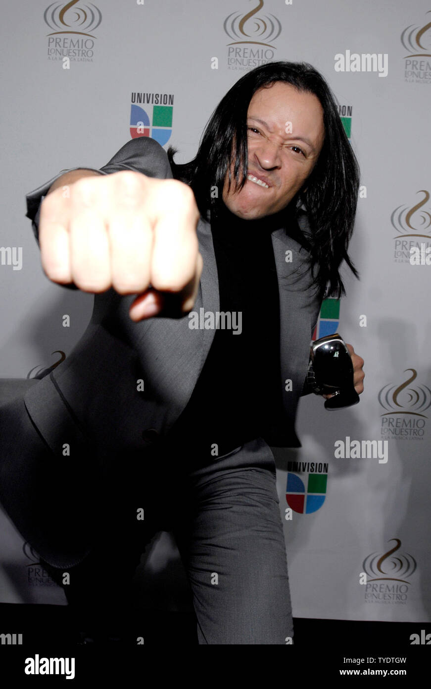Elvis Crespo departs the 2008 Premio Lo Nuestro a la Musica Latina ...