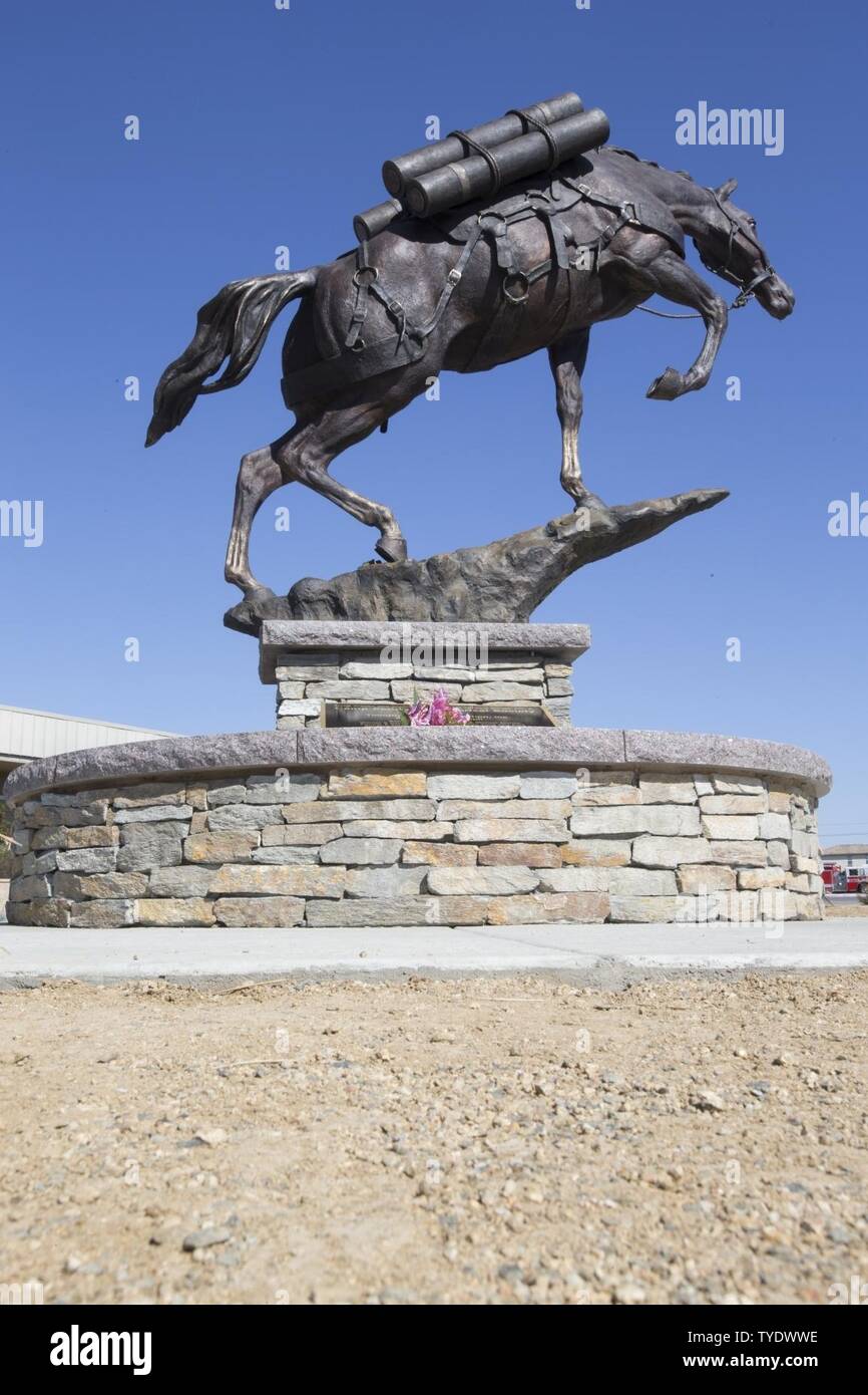 War horse Staff Sgt. Reckless monument at Pacific Views event center on ...