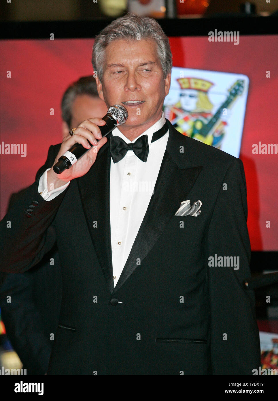 Boxing announcer hi-res stock photography and images - Alamy