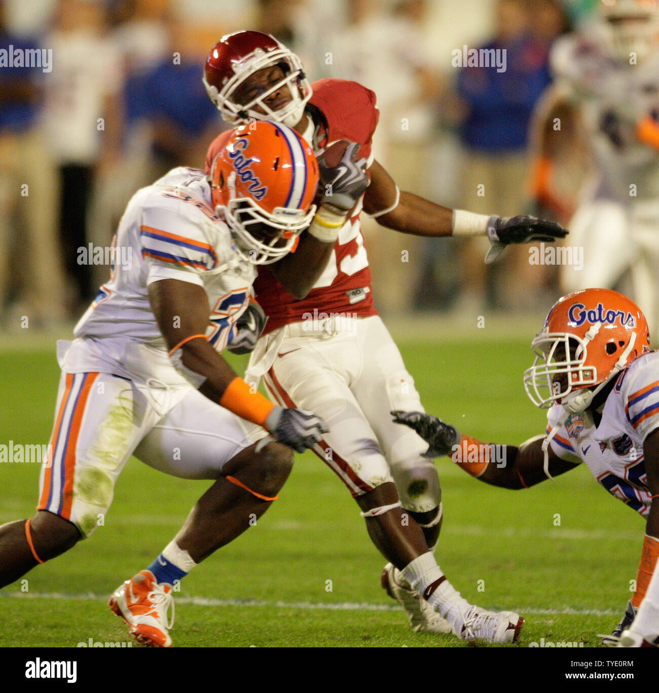 Dustin henderson hi-res stock photography and images - Alamy