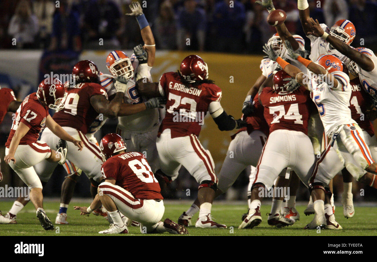 Jimmy gator hi-res stock photography and images - Alamy