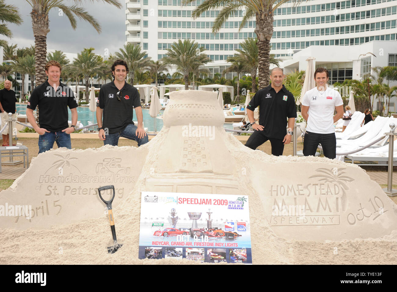 Drivers Scott Dixon (L), Dario Franchitti Tony Kanaan and Dan Weldon ...