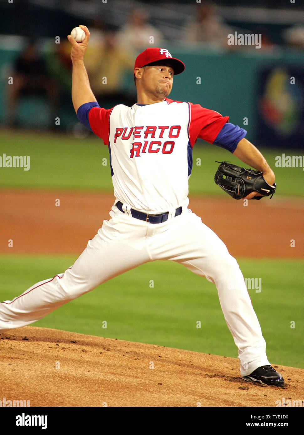 Team Puerto Rico starter Ian Snell pitches in first ining action ...