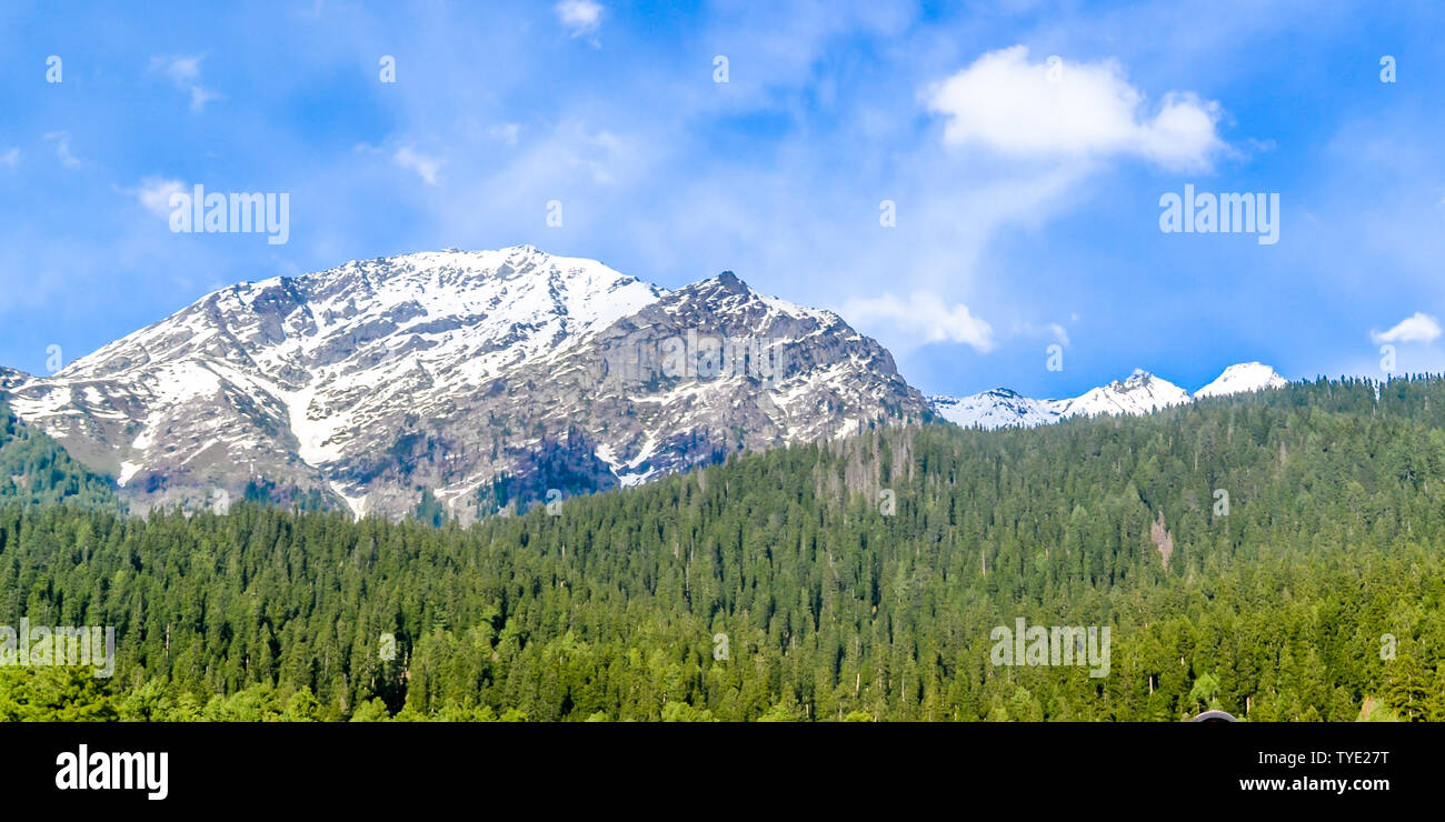 Stunning photograph of Kashmir valley (Paradise on Earth). Beautiful ...