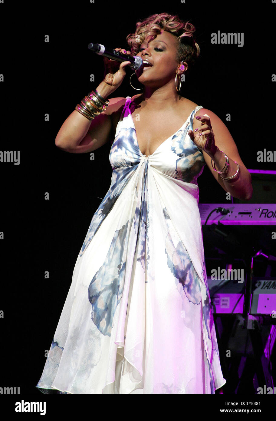 Michele chrisette hi-res stock photography and images - Alamy