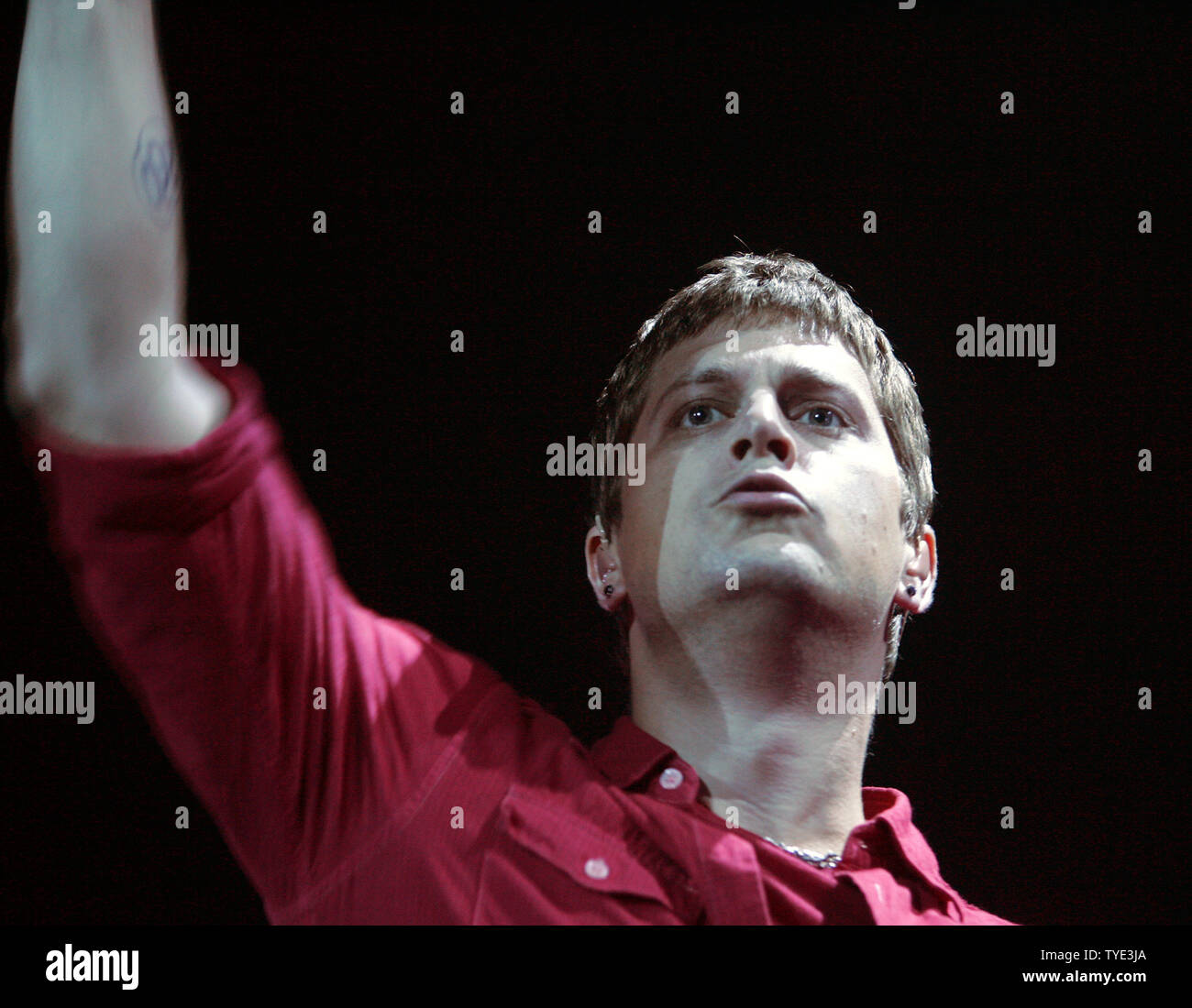 Rob thomas hi-res stock photography and images - Alamy