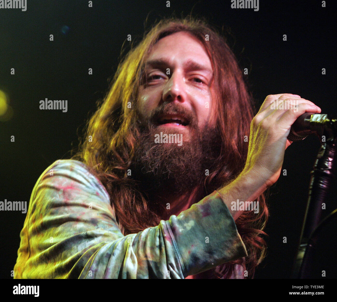 Chris robinson black crowes hi-res stock photography and images - Alamy