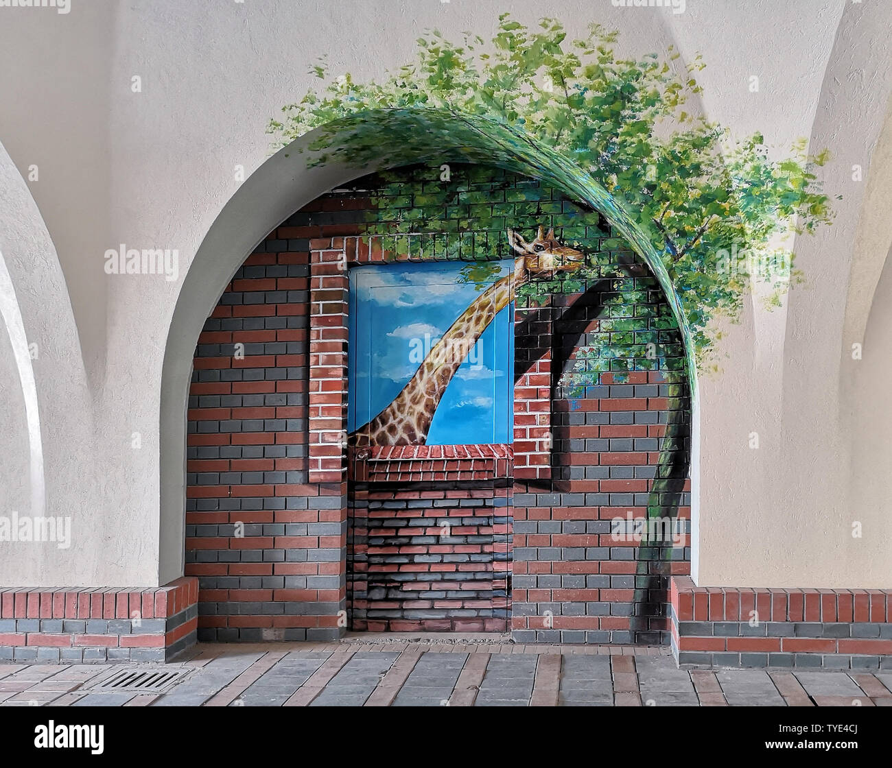 Creative animal murals Stock Photo - Alamy