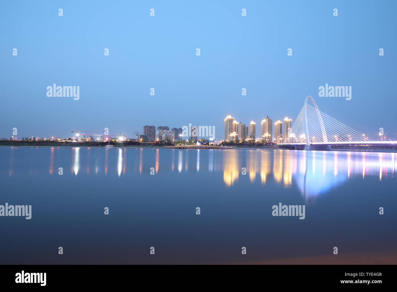 Bahe Rainbow Bridge, Xi'an, Shaanxi Stock Photo - Alamy