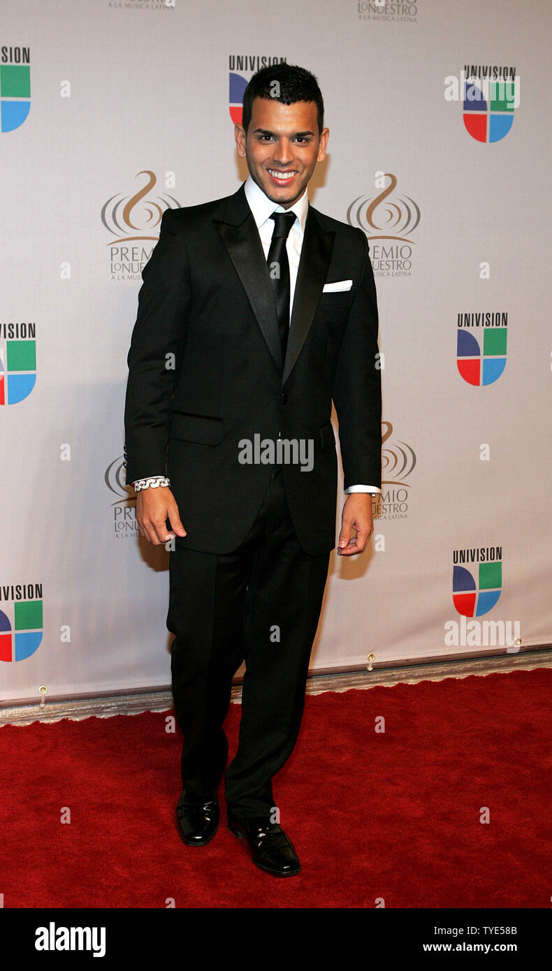Tito El Bambino arrives for the 2010 Premio Lo Nuestro award show at ...