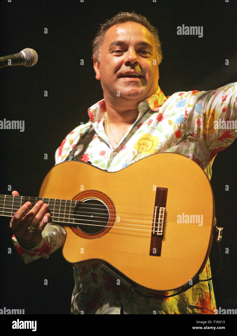 Andre reyes gipsy hi-res stock photography and images - Alamy