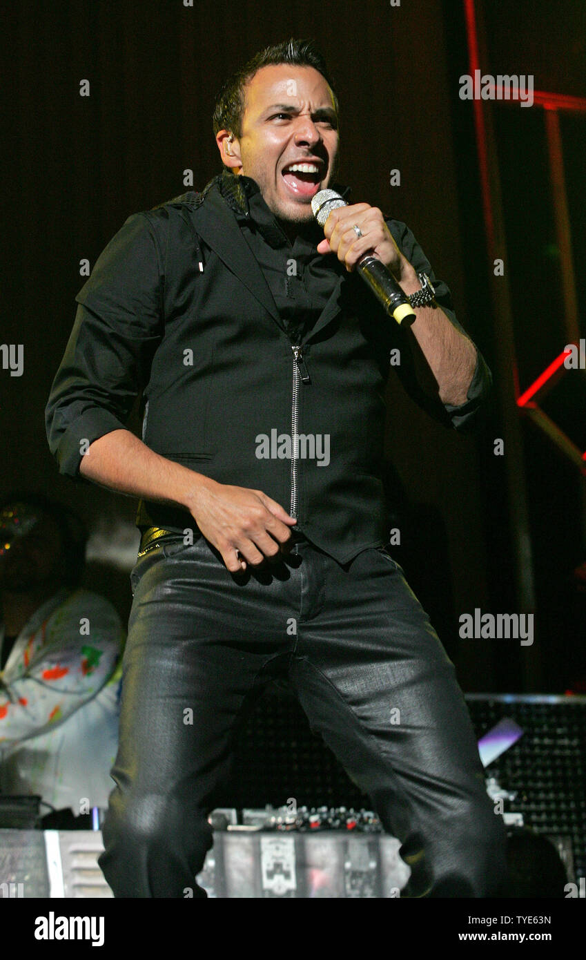 Howie Dorough and the Backstreet Boys perform at their 2010 tour opener ...