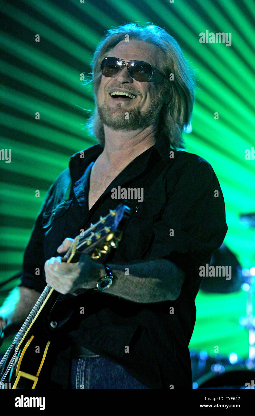 Michael oates hi-res stock photography and images - Alamy
