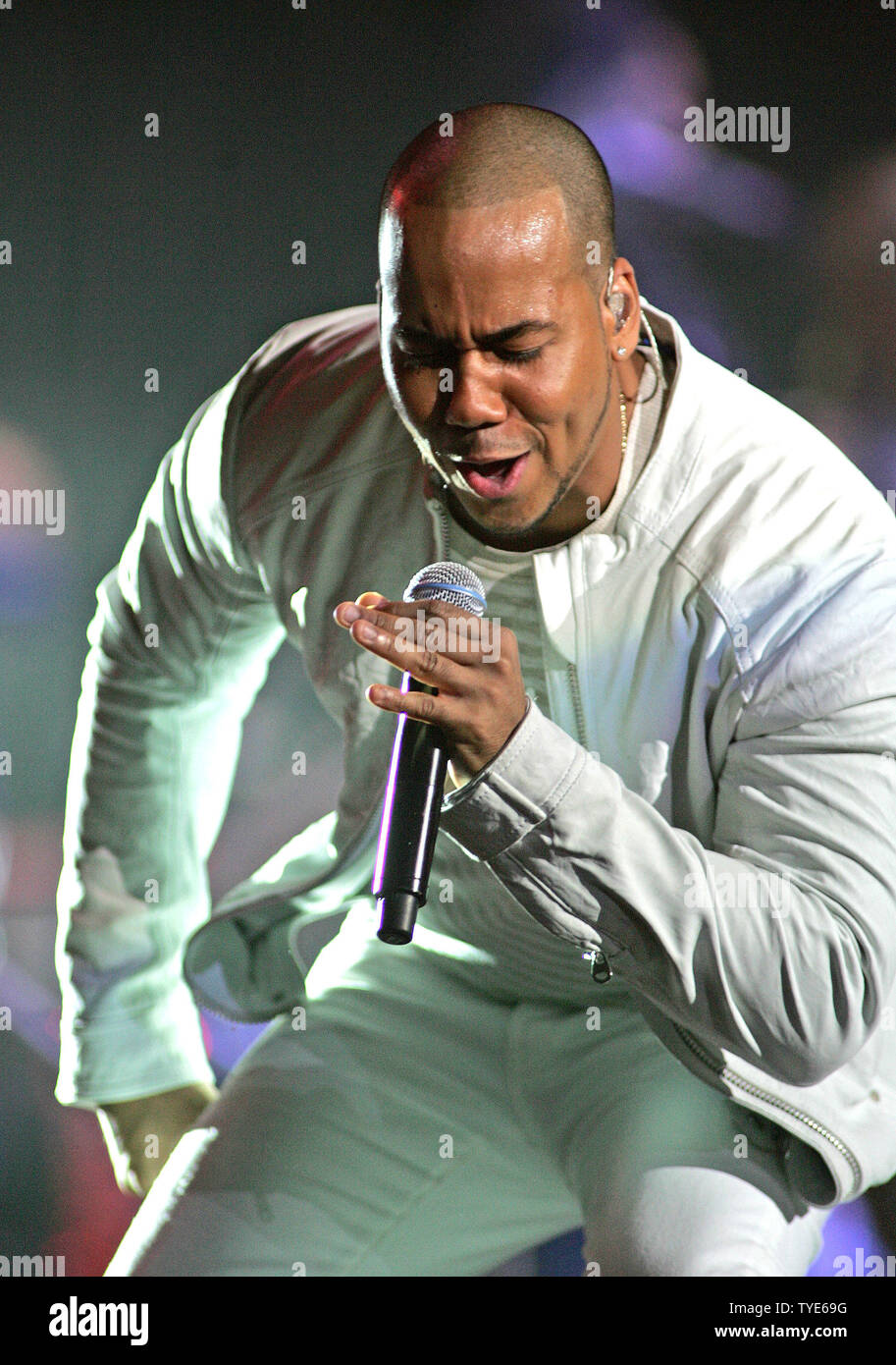 Anthony "Romeo" Santos lead singer of Aventura performs at the Seminole ...