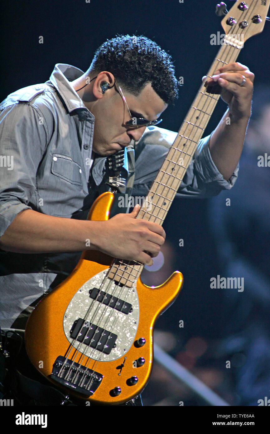 Max santos hi-res stock photography and images - Alamy