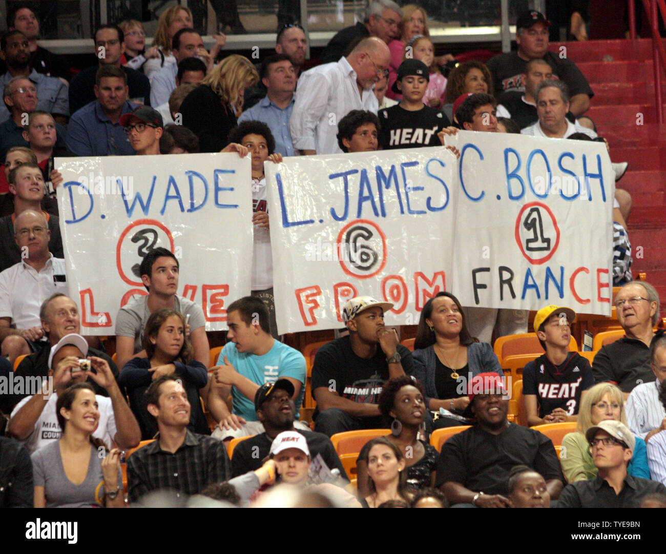 French fans show support for the Miami Heat during first half action ...