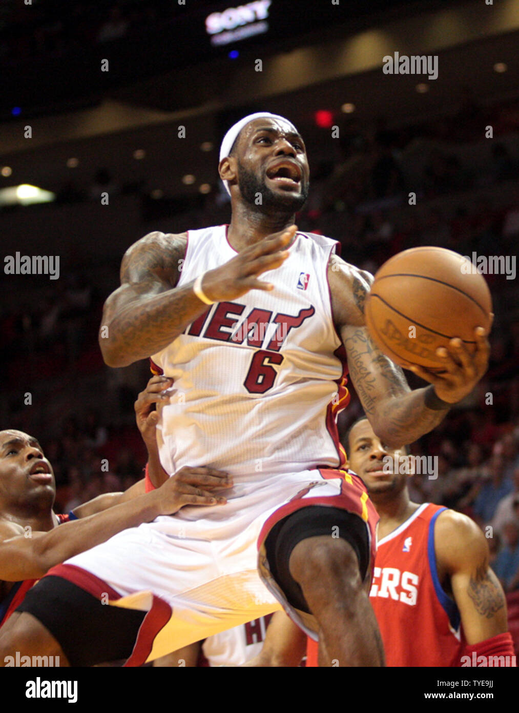 Miami Heat Forward Lebron James (6) shoots during first half action ...