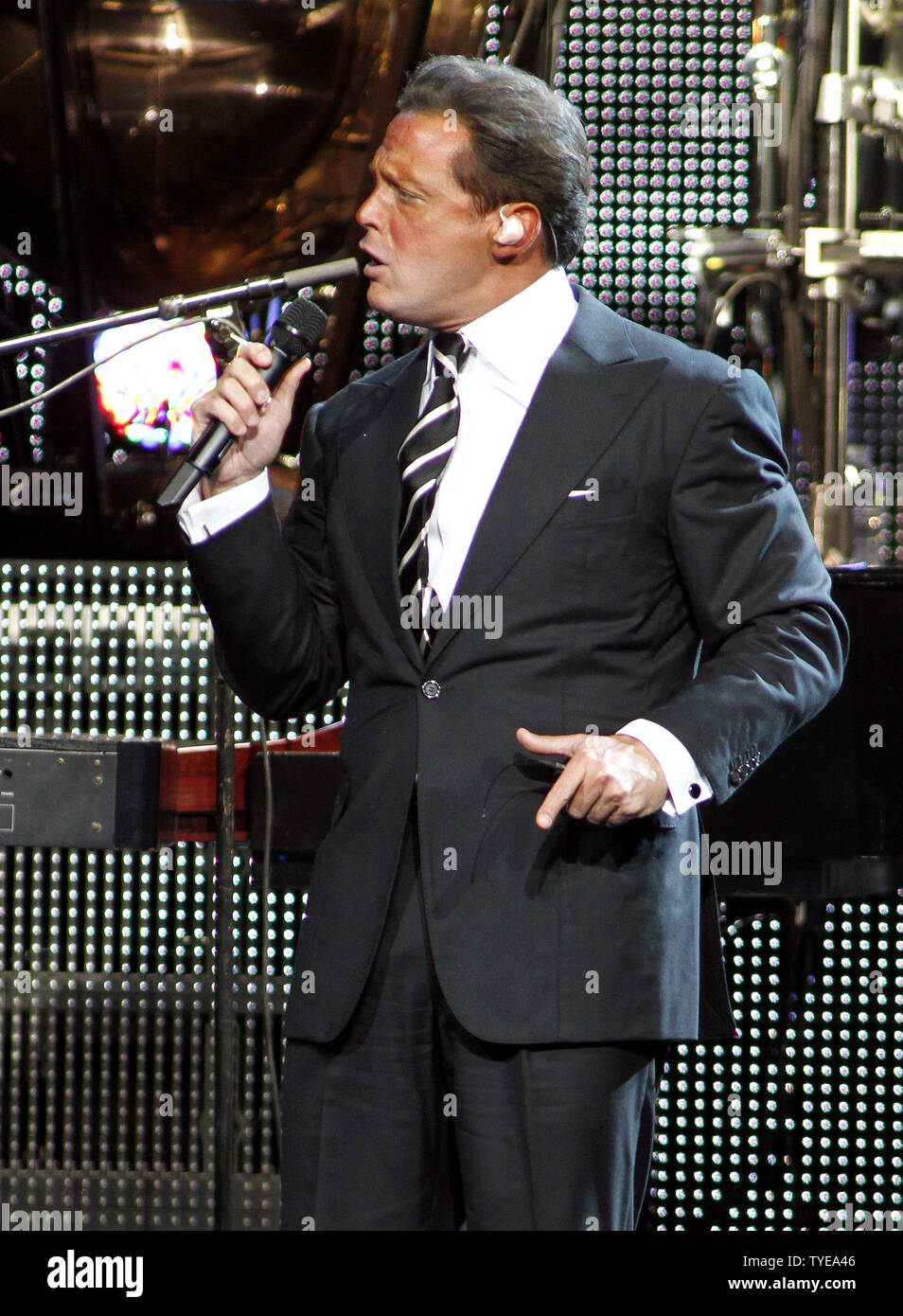 Mexican singer Luis Miguel performs in concert at the American Airlines ...