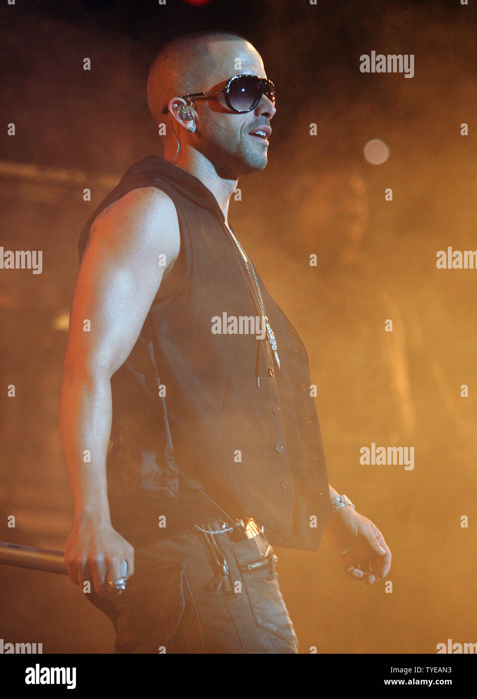 Wisin y yandel 2011 hi-res stock photography and images - Alamy