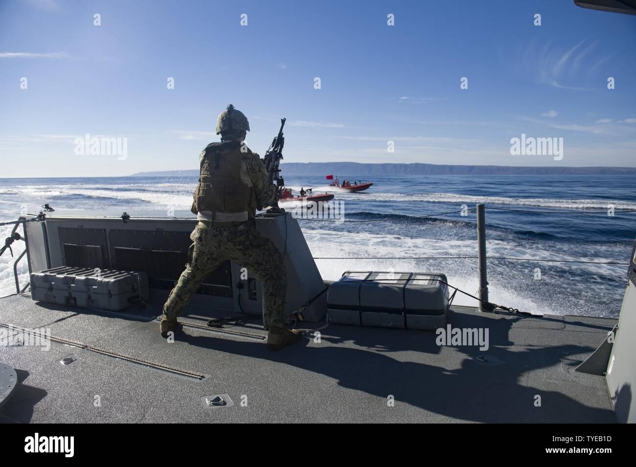 11th island class patrol boat hi-res stock photography and images - Alamy