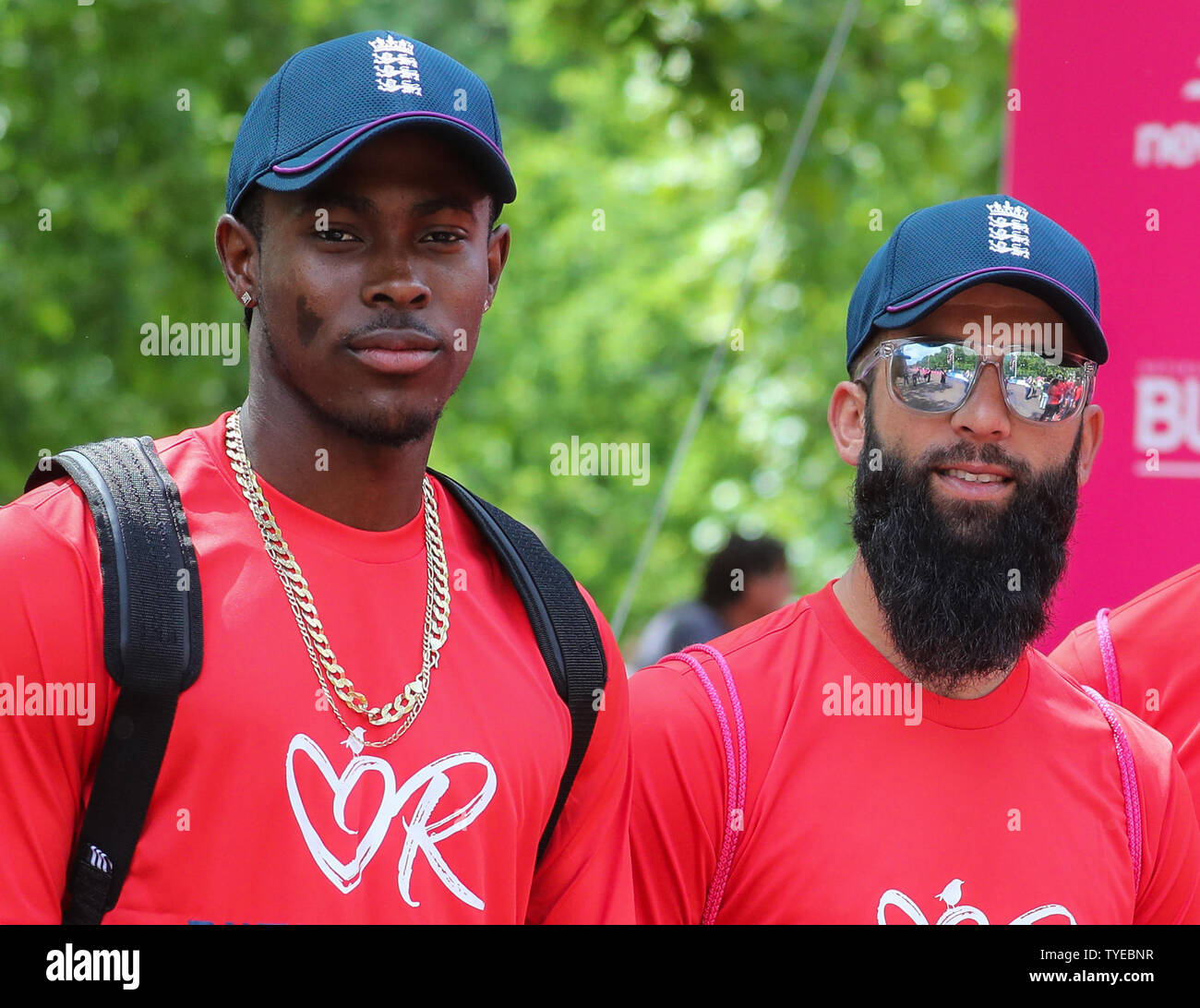 Andrew Strauss and the England ICC World Cup team take part in the 2019 ...