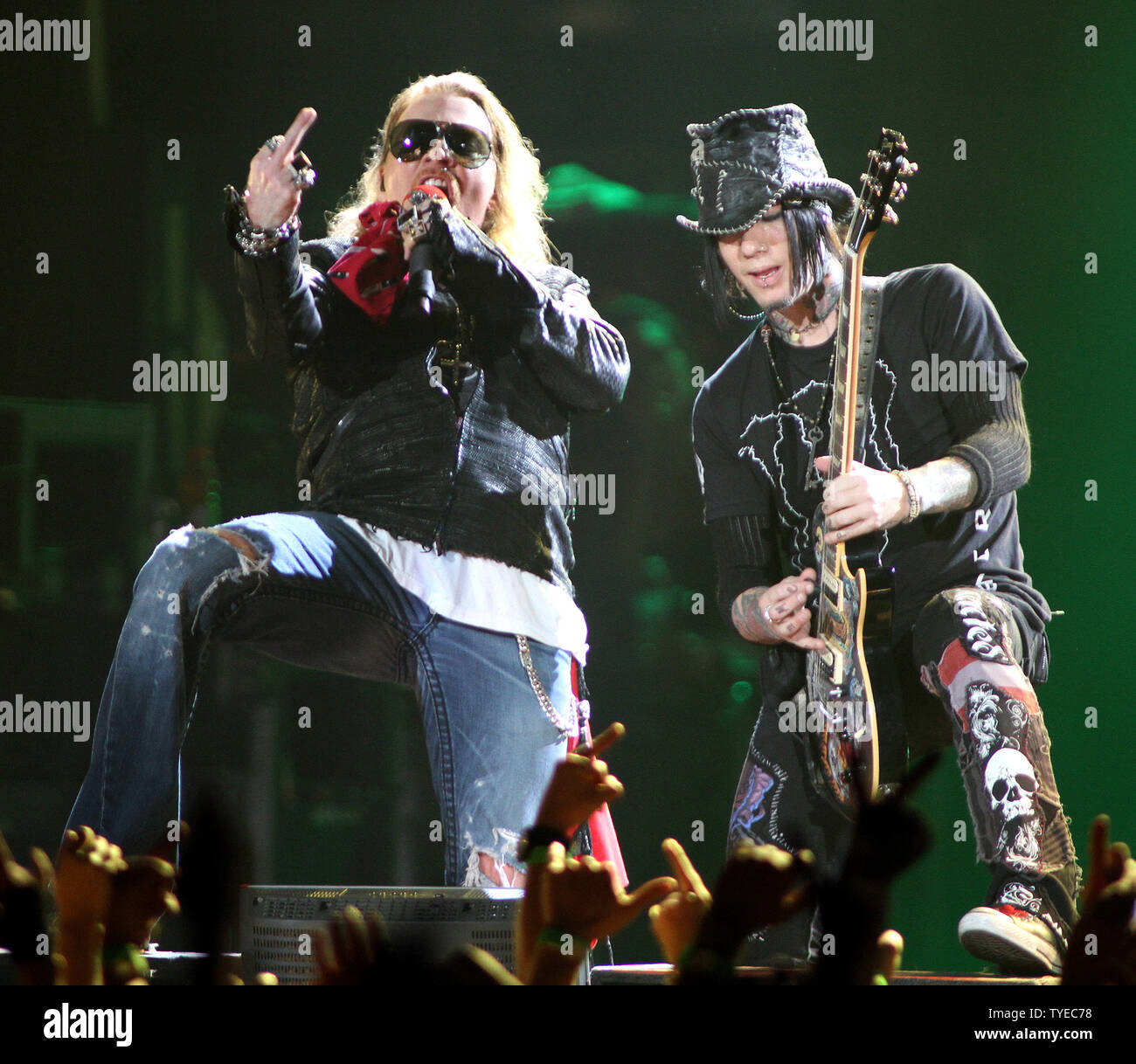 Dj ashba hi-res stock photography and images - Alamy