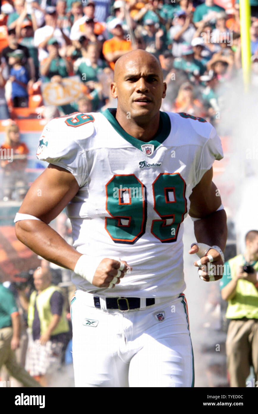 Miami Dolphins linebacker Jason Taylor (99) Enters the field for his ...
