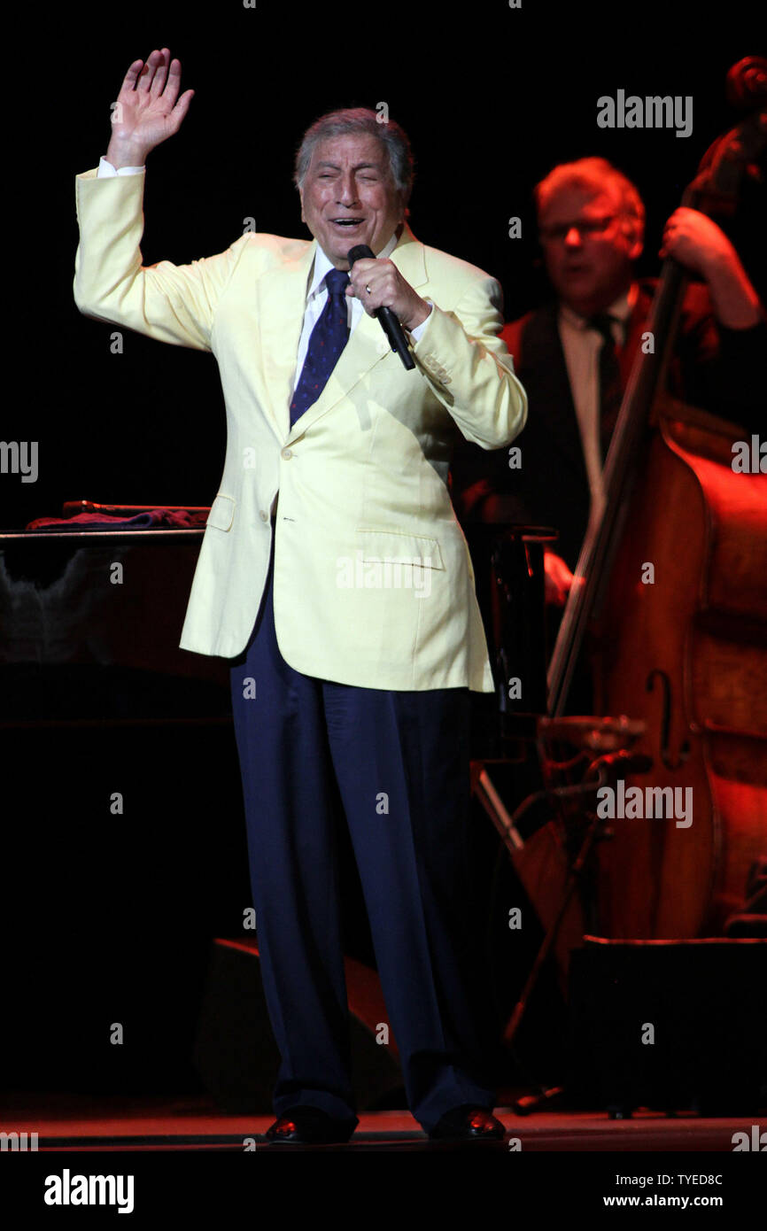 Legendary crooner Tony Bennett performs at the Seminole Hard Rock Hotel ...