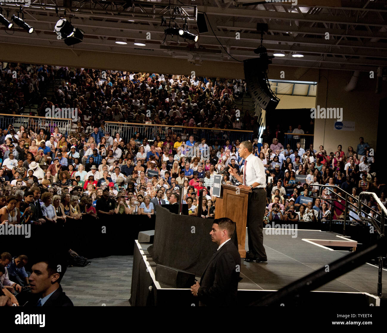 President Barack Obama greets grassroots supporters at the Harold and ...