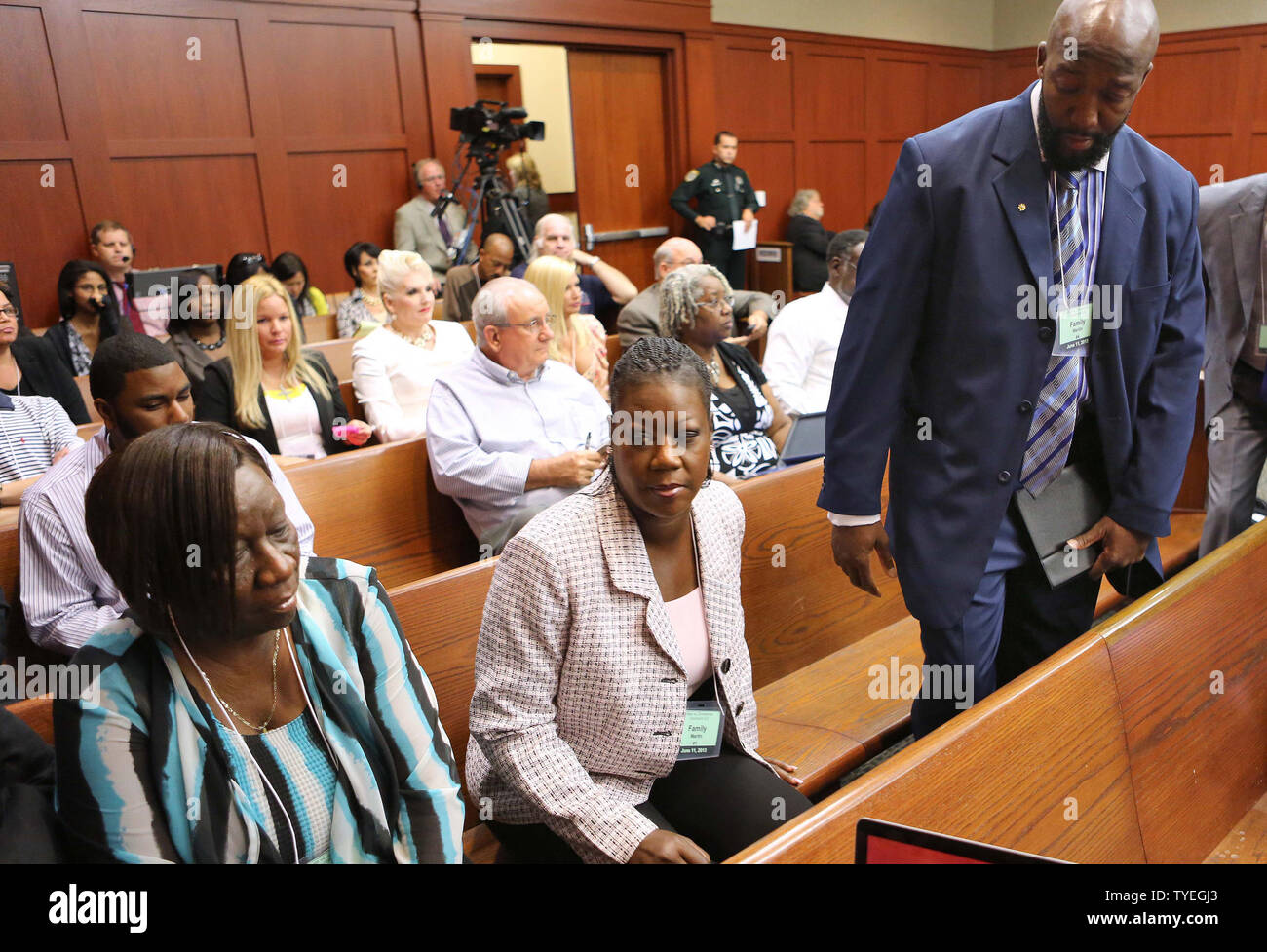 Tracy sands hi-res stock photography and images - Alamy