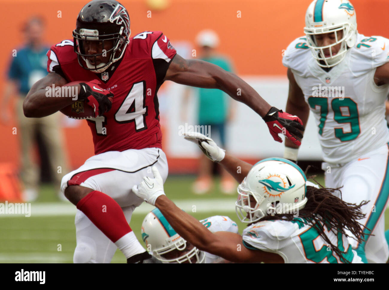 Jason snelling hi-res stock photography and images - Alamy