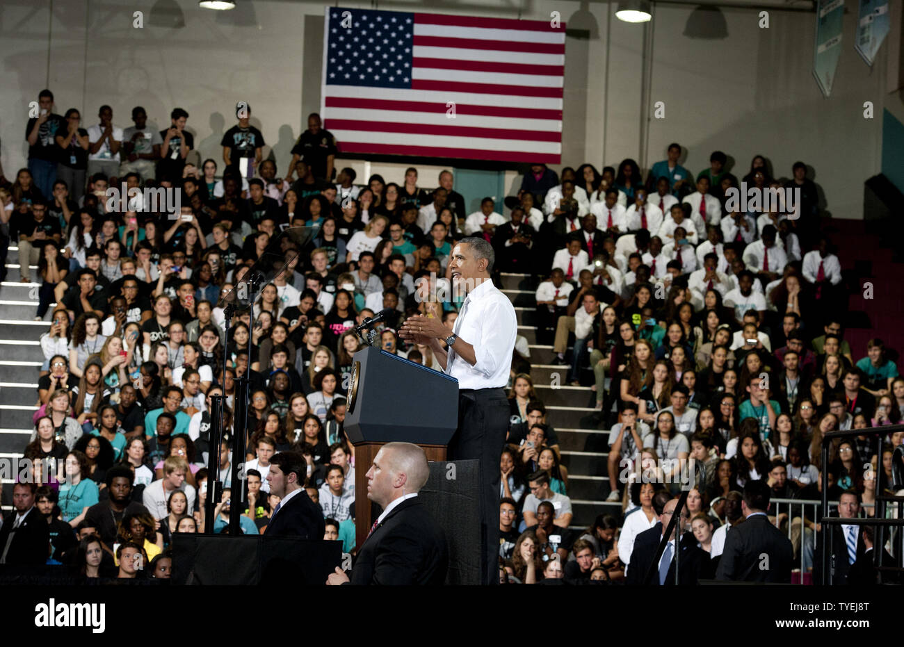 President Barack Obama talks to the students at the Coral Reef High ...