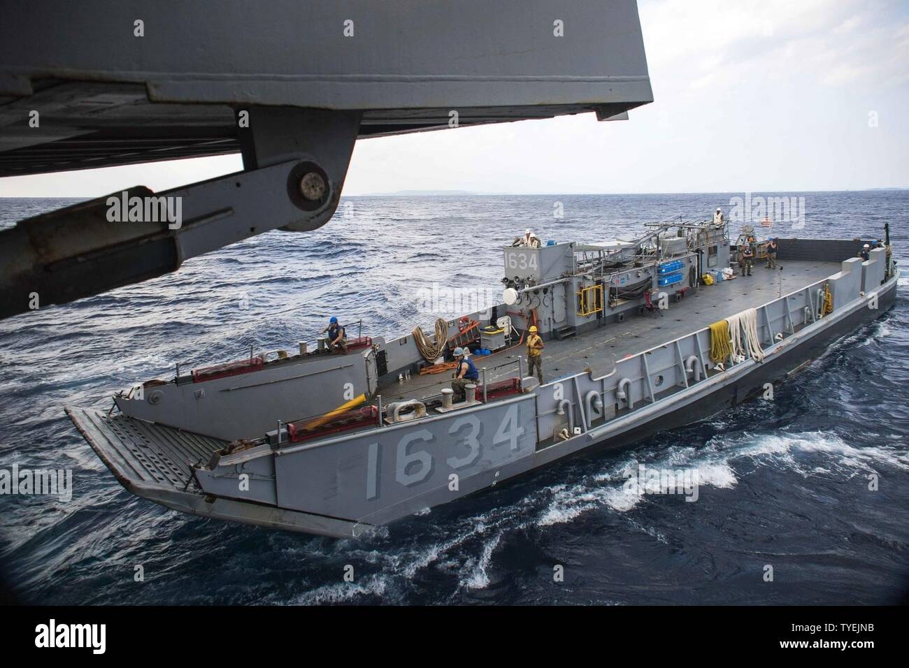 OKINAWA, Japan (Nov. 4, 2016) Landing craft utility 1634, assigned to ...