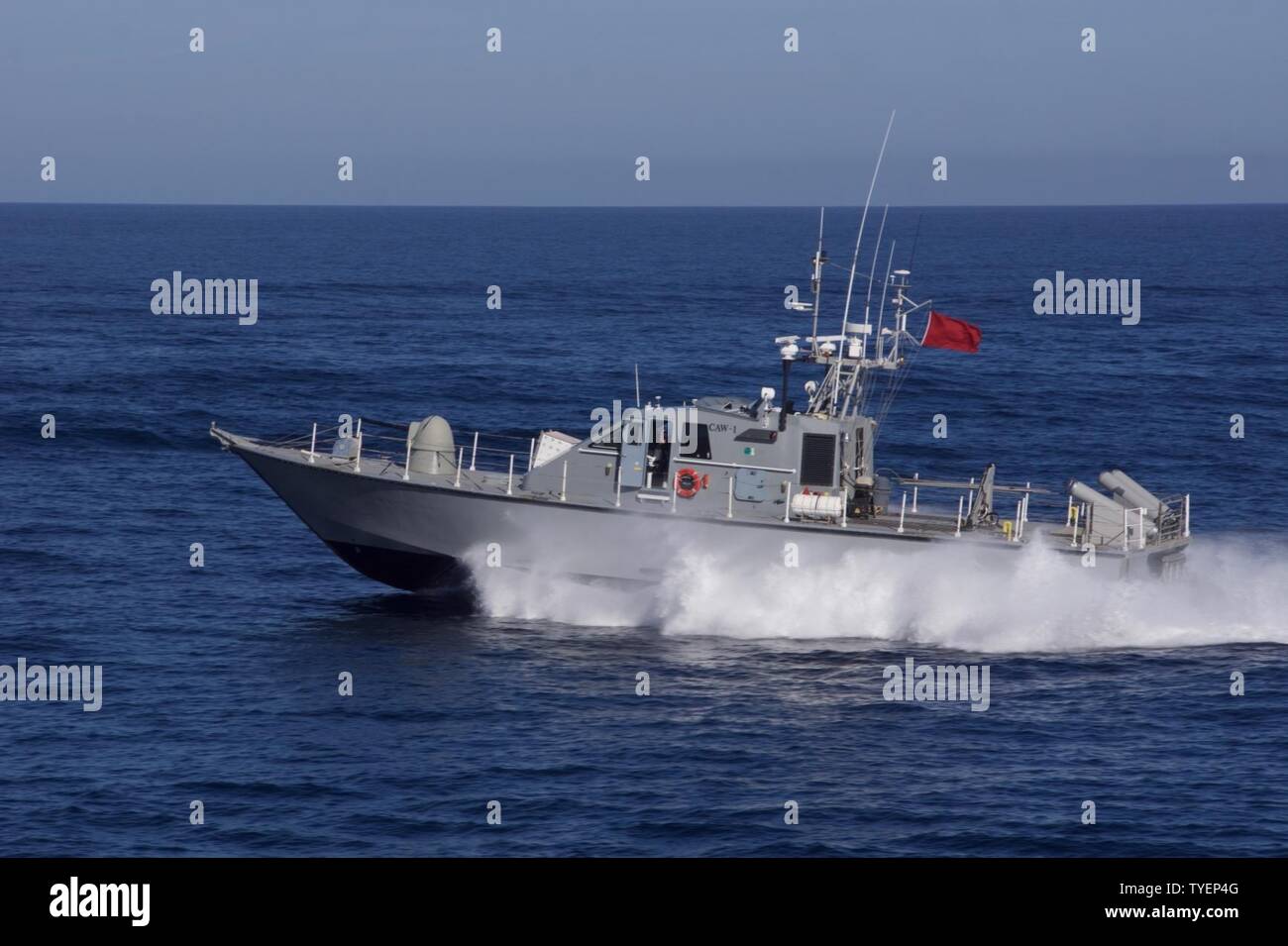 OCEAN (Nov. 4 2016) A Guardian Fast Patrol Craft (CAW 1) simulates the ...