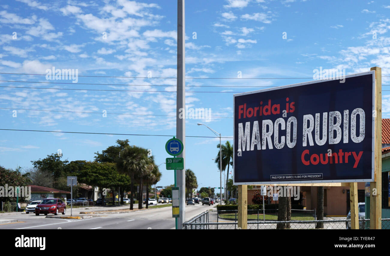 John f kennedy library miami hi-res stock photography and images - Alamy