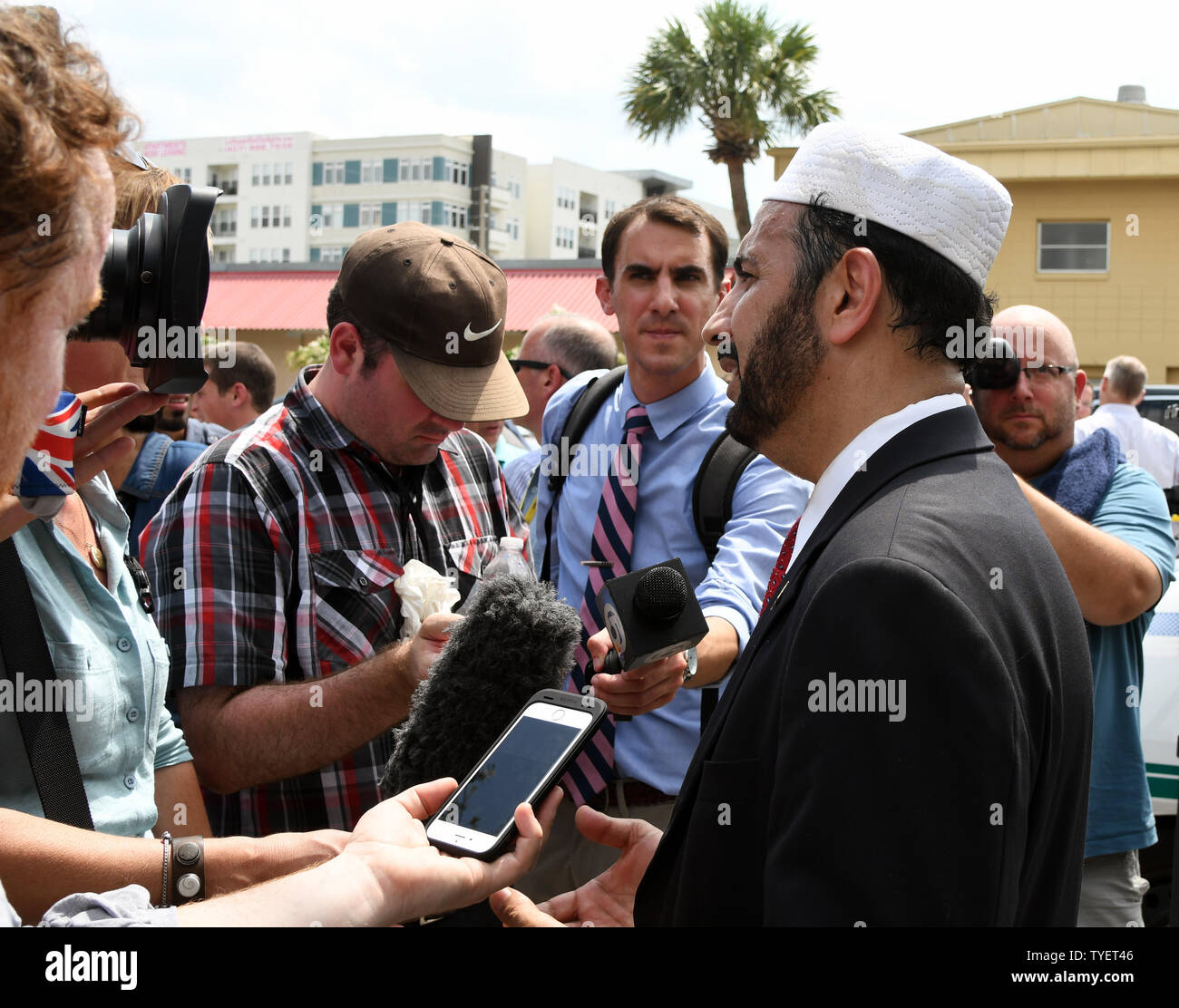 Imam Muhammad Masri, President of the Islamic Society of Central ...