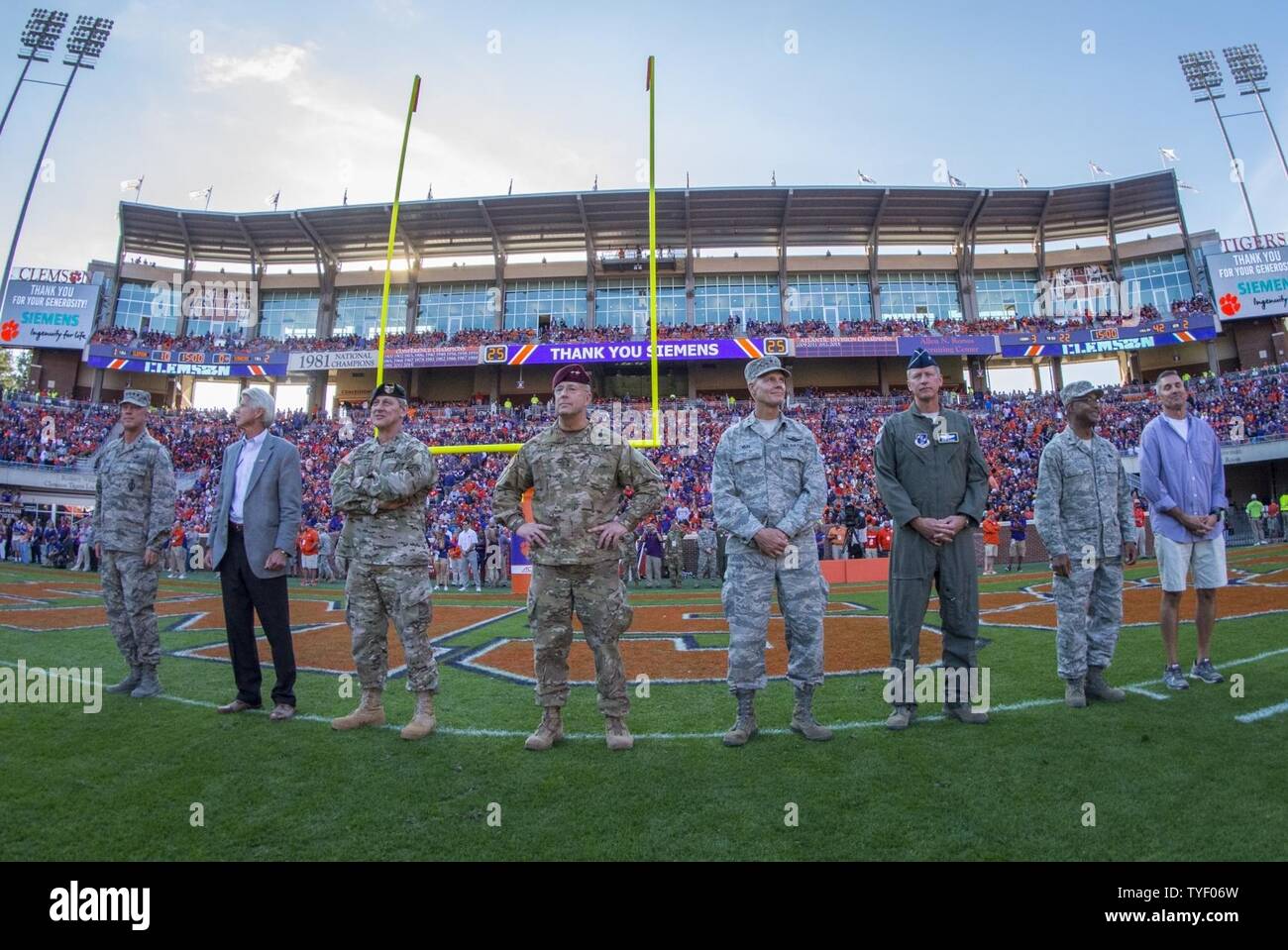 Clemson military appreciation game hi-res stock photography and images ...