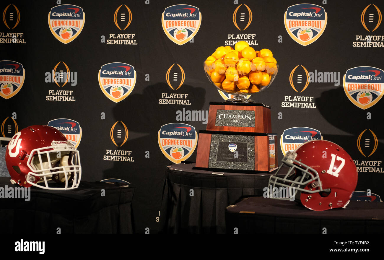 Capital One Bowl 2022 Trophy