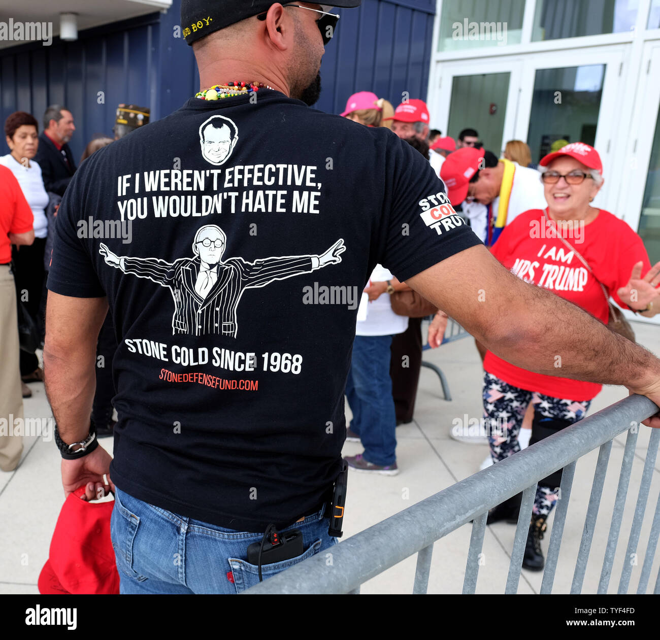President Trump supporters wait in line for President Donald Trump and ...