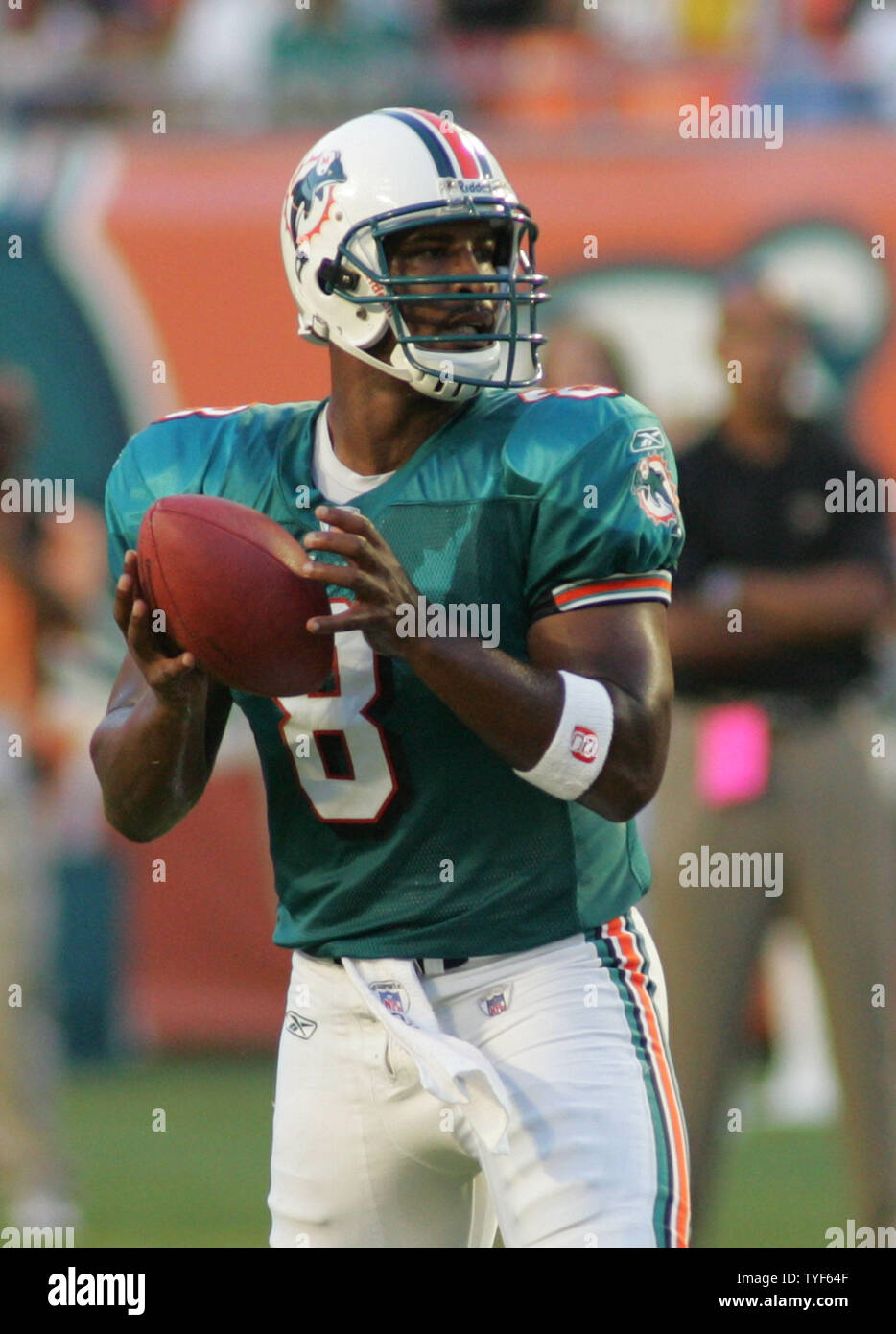 Quarterback daunte culpepper miami dolphins hi-res stock photography ...