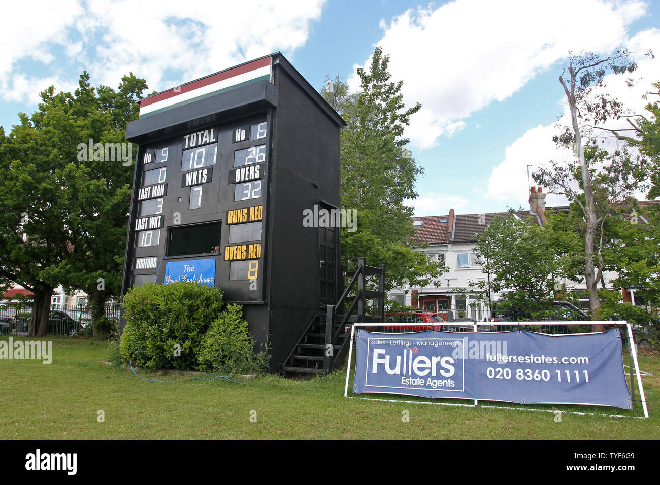 Brondesbury cc hi-res stock photography and images - Alamy