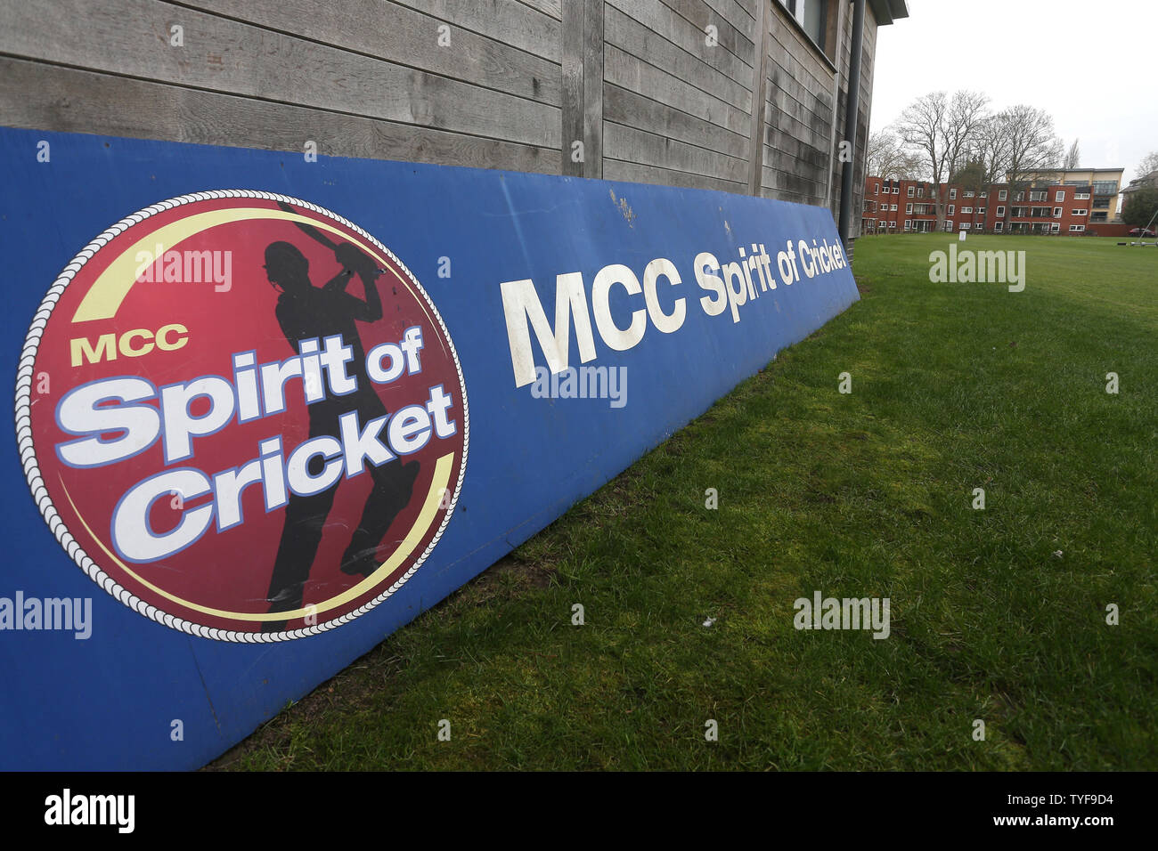 Cricket signage hi-res stock photography and images - Alamy