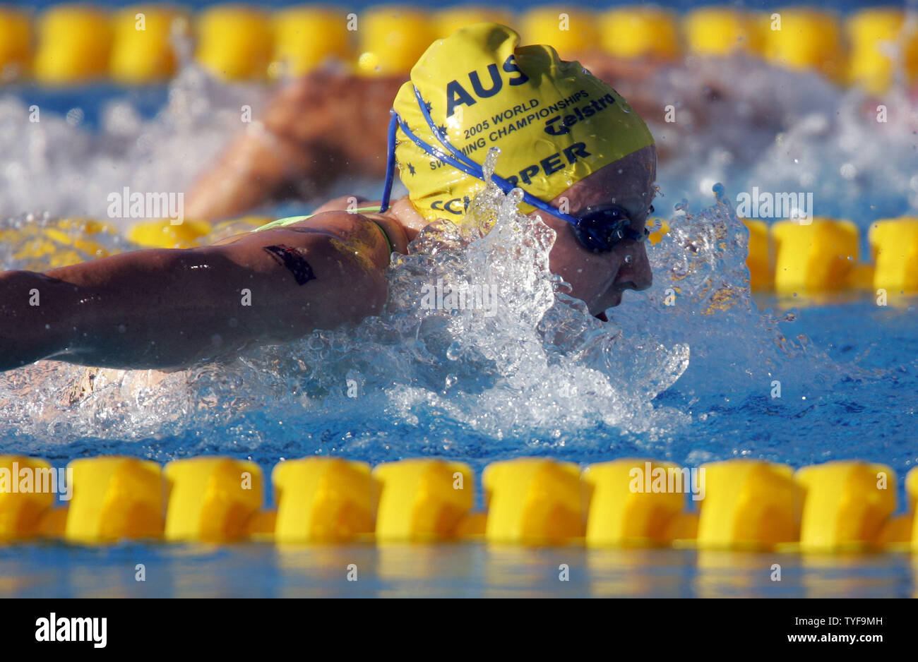 Australian swimmer Jessica Schipper loses her lead to Poland's Otylia ...
