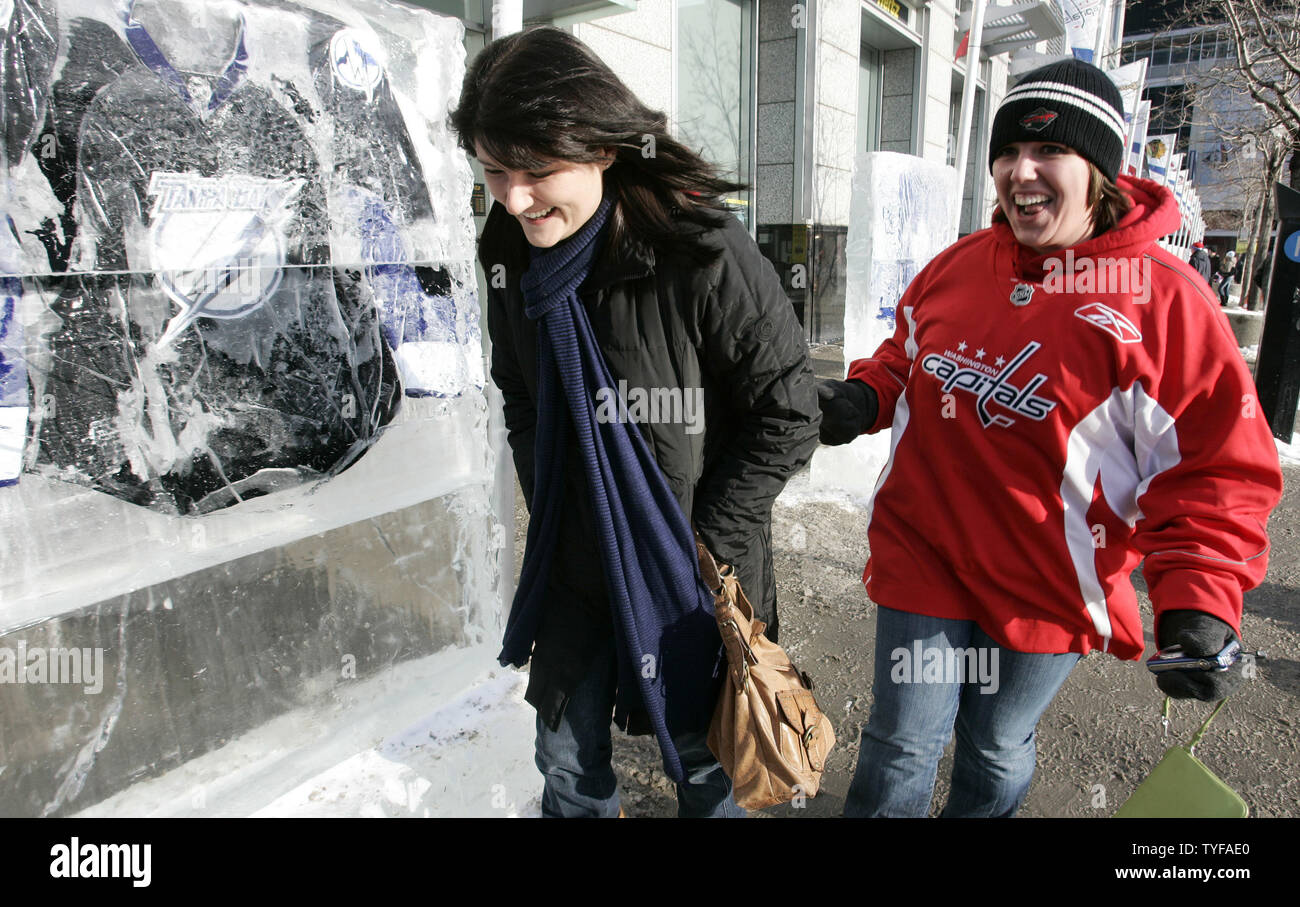 Rachel bell hi-res stock photography and images - Alamy